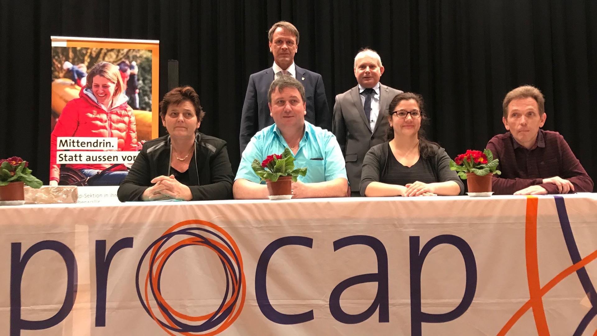 Der neue Vorstand von Procap Oberwallis nach der Generalversammlung am Sonntag in der Briger ...