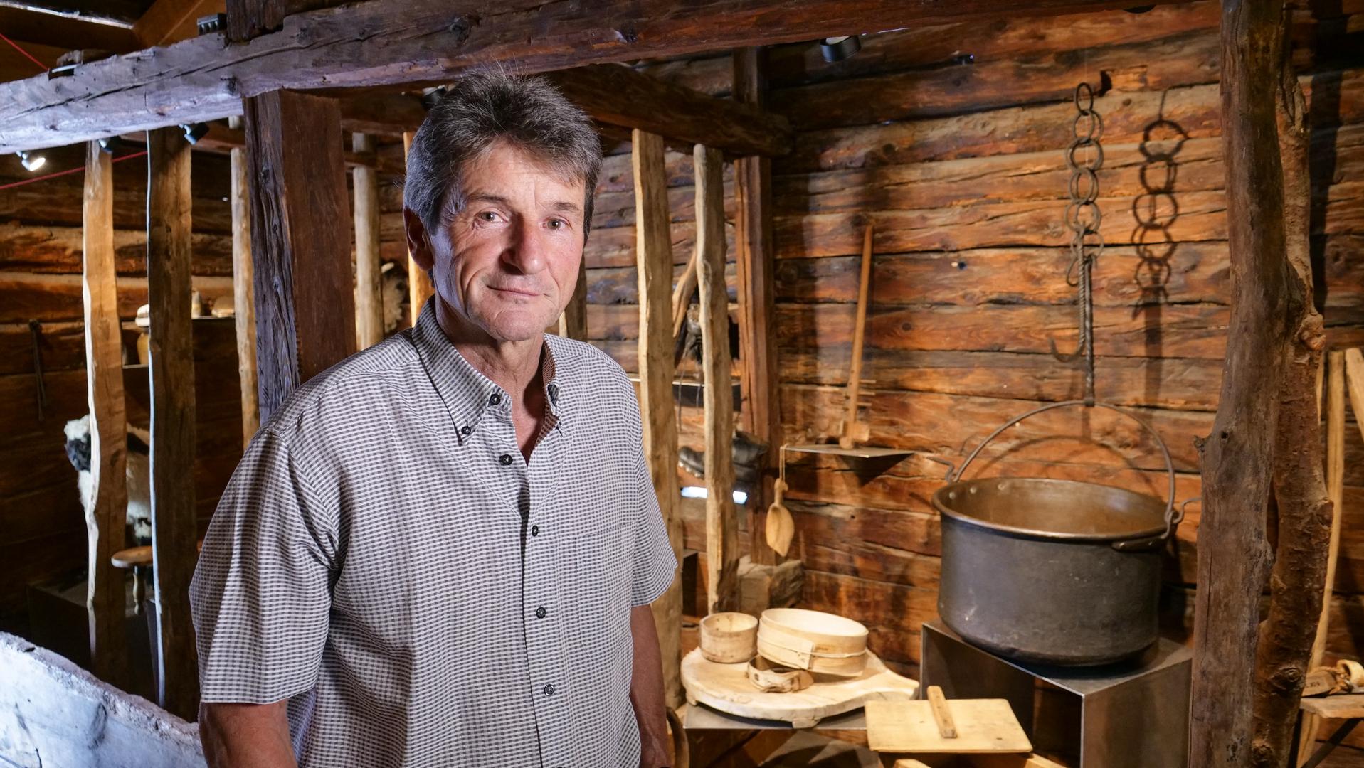 Sepp In-Albon, Mitglied der Kulturkommission Eggerberg, ist sehr erfreut über die ...