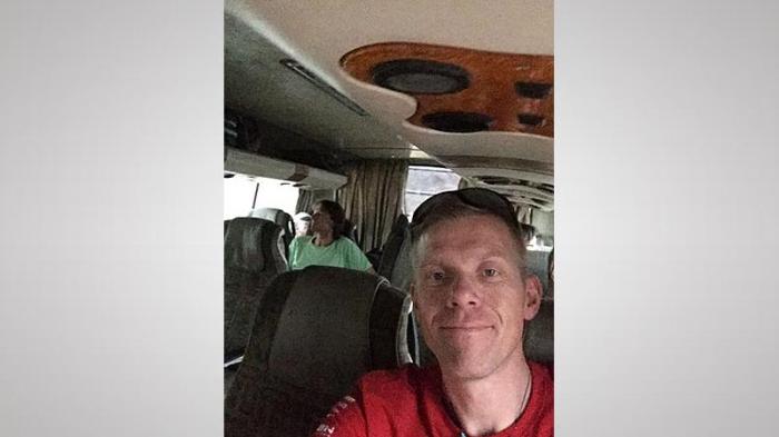 Eelco Jansen ist mit Frank Felder unterwegs Richtung Makalu. Zeit für die Akklimatisierung ...