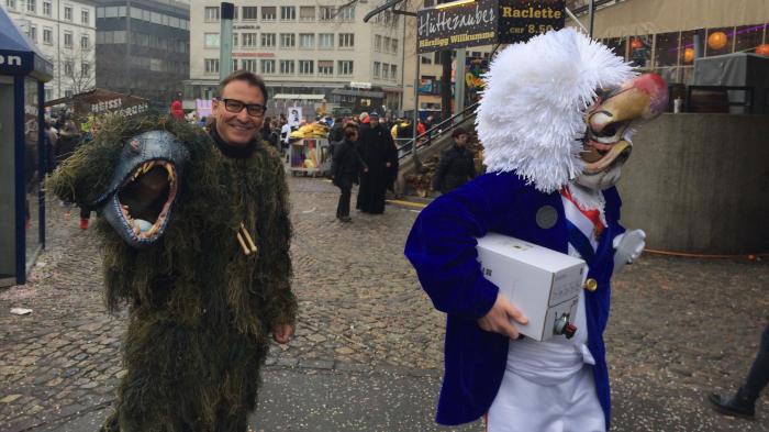 Der Oberwalliser Mario Heynen ist seit Jahren an der Basler Fasnacht ...