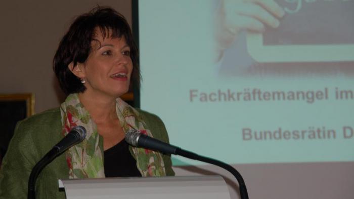 Doris Leuthard hielt an der Mitgliederversammlung der CVP Frauen ...