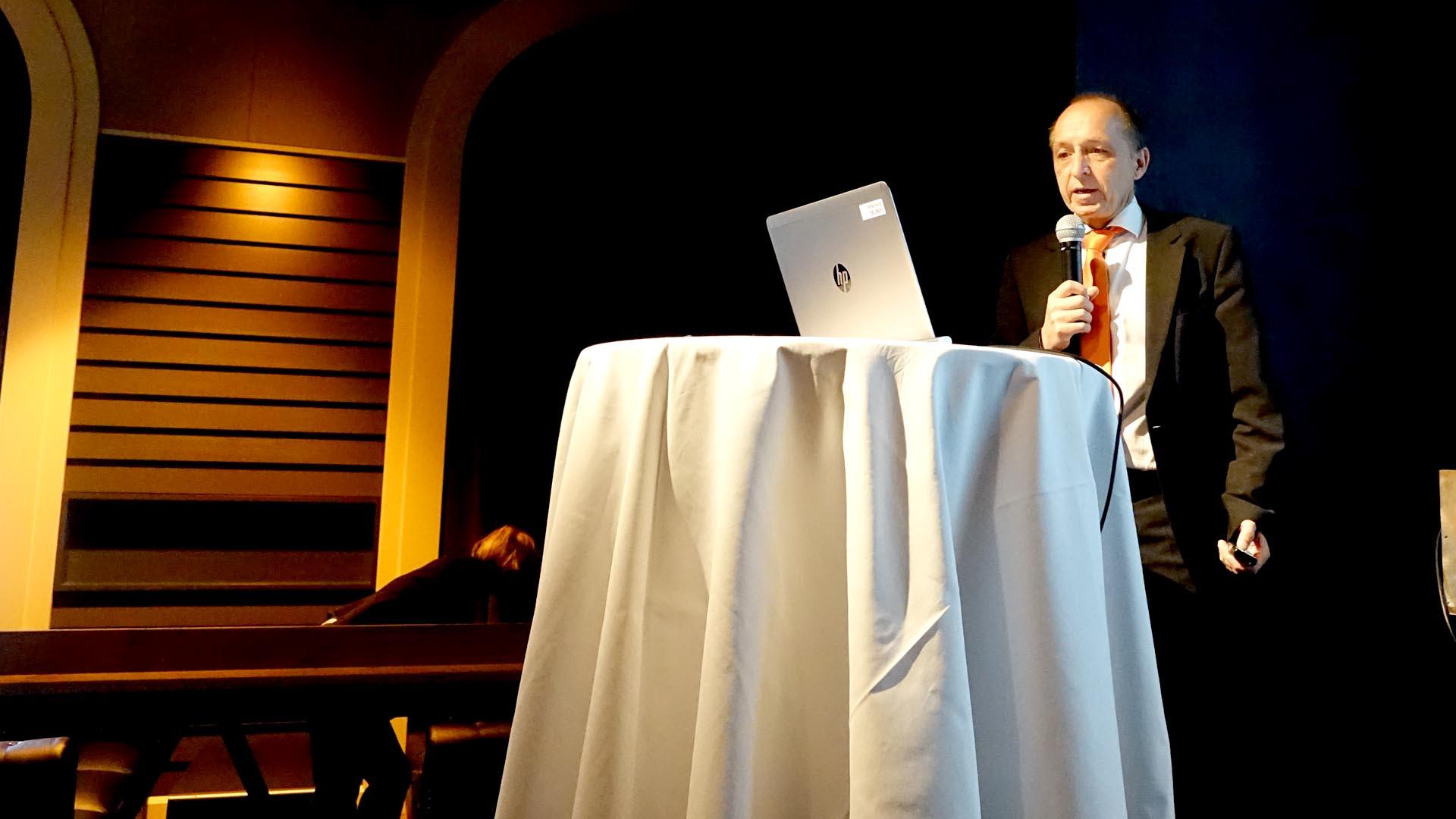 Max Klaus, stellvertretender Leiter Melde- und Analysestelle ...