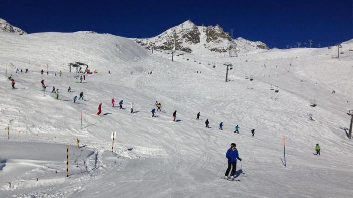 Das herrliche Wetter lockt viele Einheimische und Touristen auf die ...