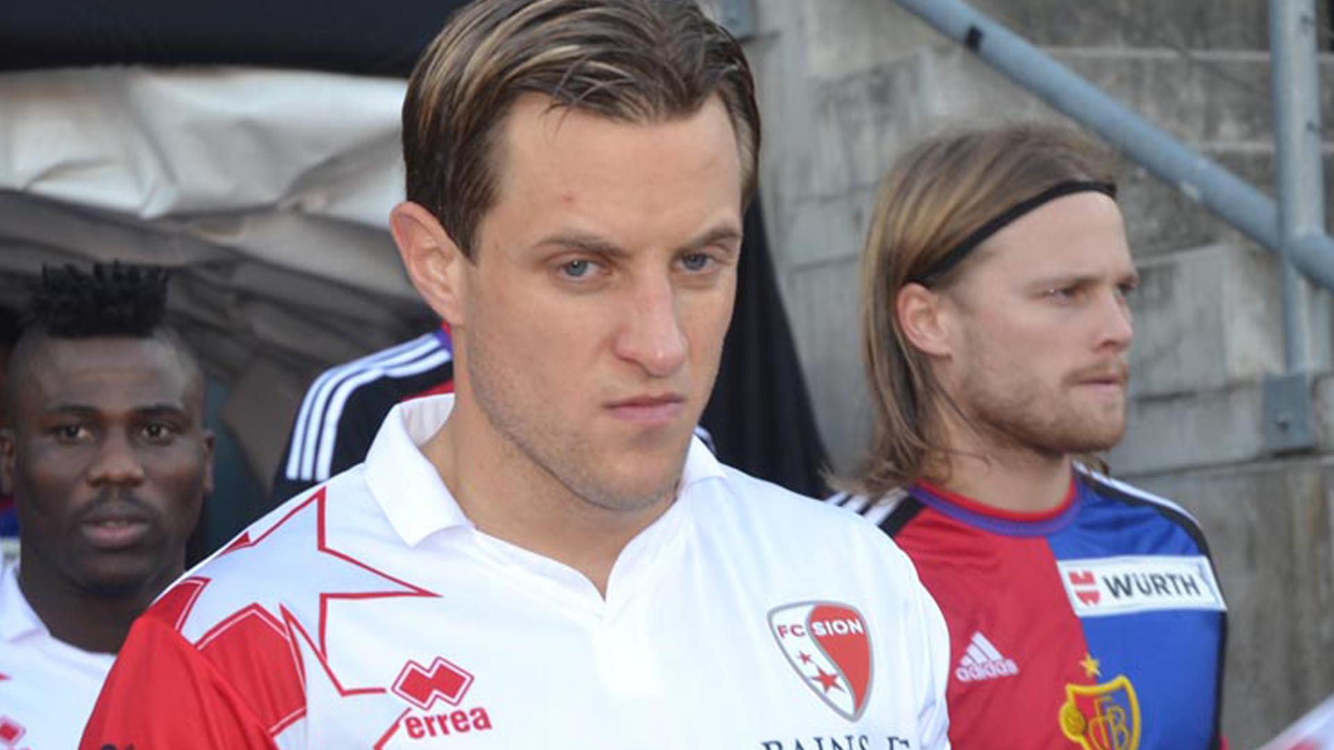 Der ehemalige FC-Sitten-Captain Reto Ziegler läuft ab sofort für den FC ...