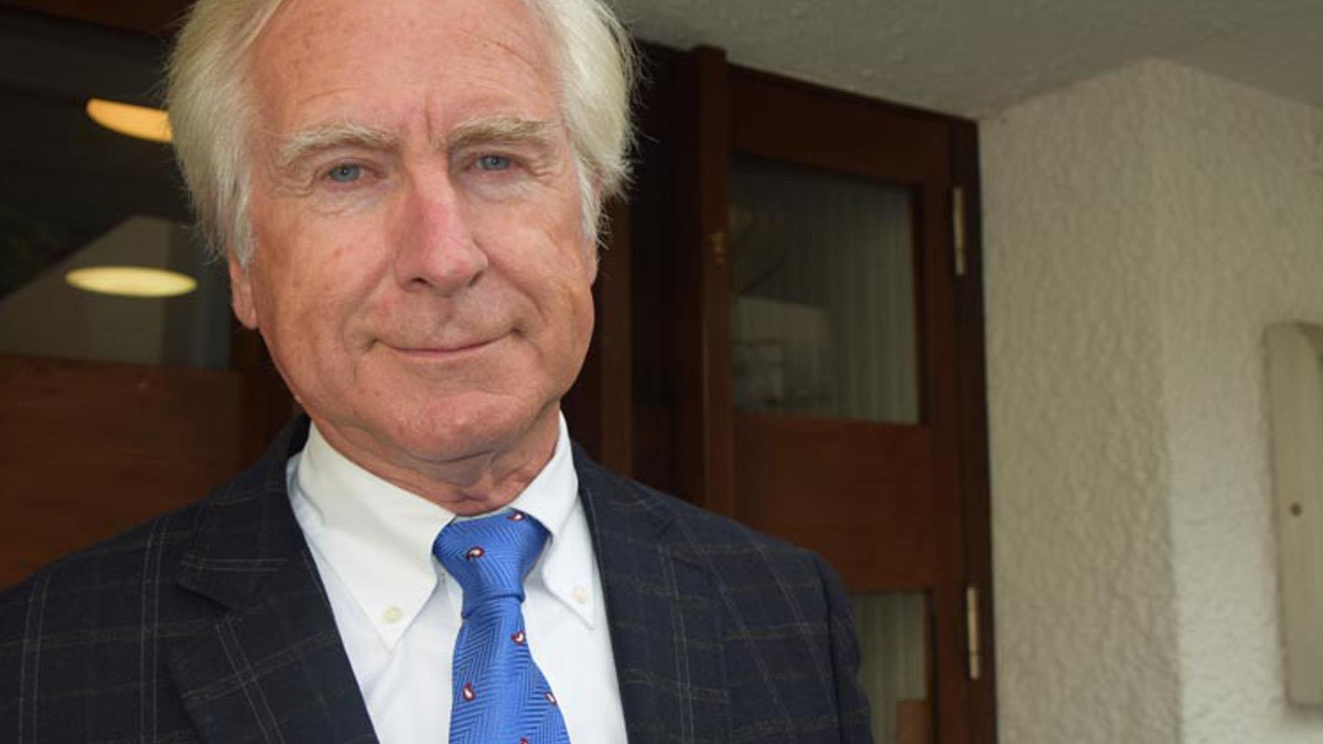 Peter Teuscher, Verwaltungsratspräsident der Grimselbahn AG, freut sich ...