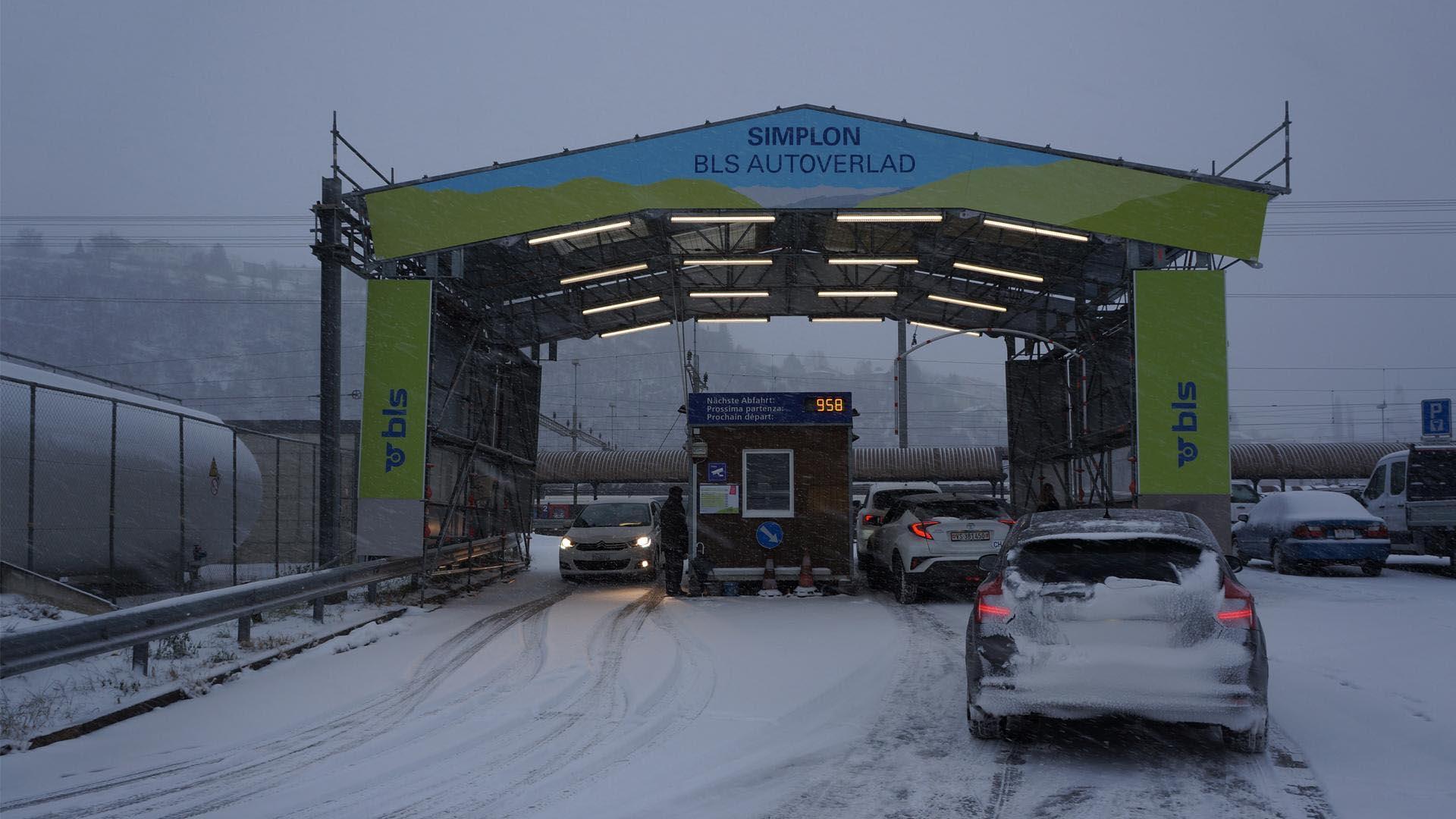 Die BLS baut ihr Autoverladangebot am Simplon aus. An den Wochenenden ...