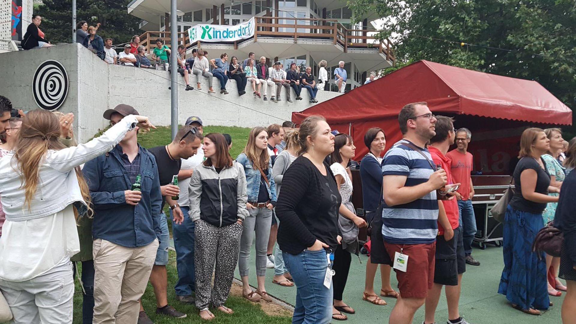 Das Kinderdorf Leuk veranstaltet ein riesen Fest anlässlich seines 45 ...
