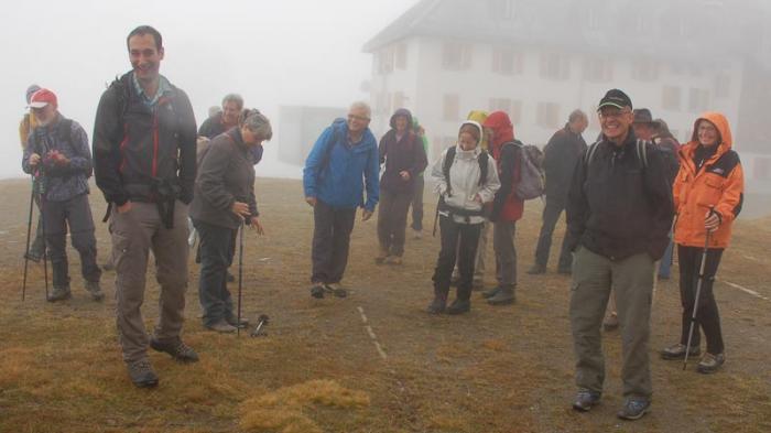 Zum Start der Welterbe-Woche machten sich am Montag über 30 Wanderer ...