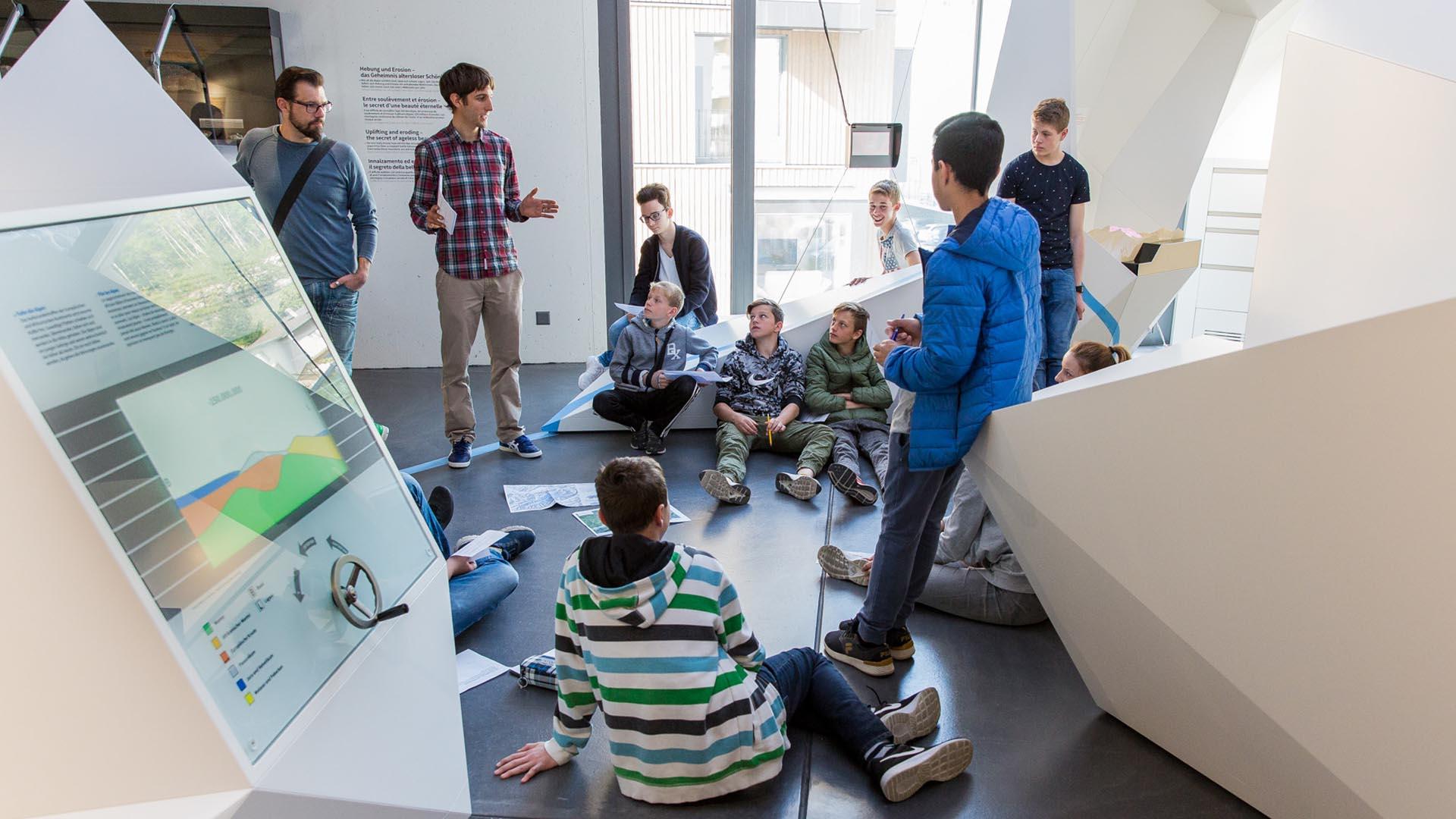 Den Alpenraum im World Nature Forum Naters forschend entdecken. Das ...