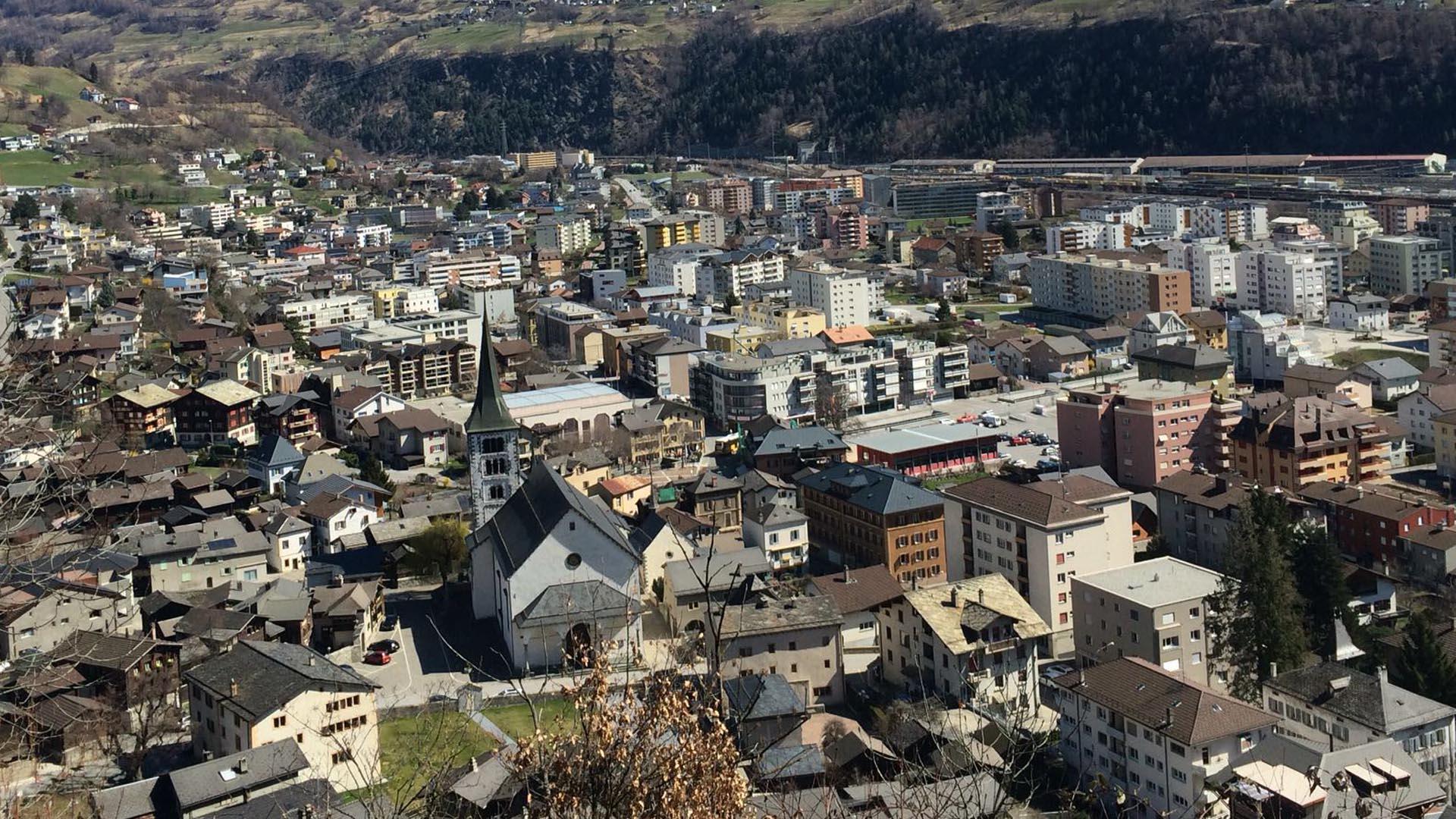 Naters darf am Montag seinen 10'000 Einwohner begrüssen. Trotzdem ...
