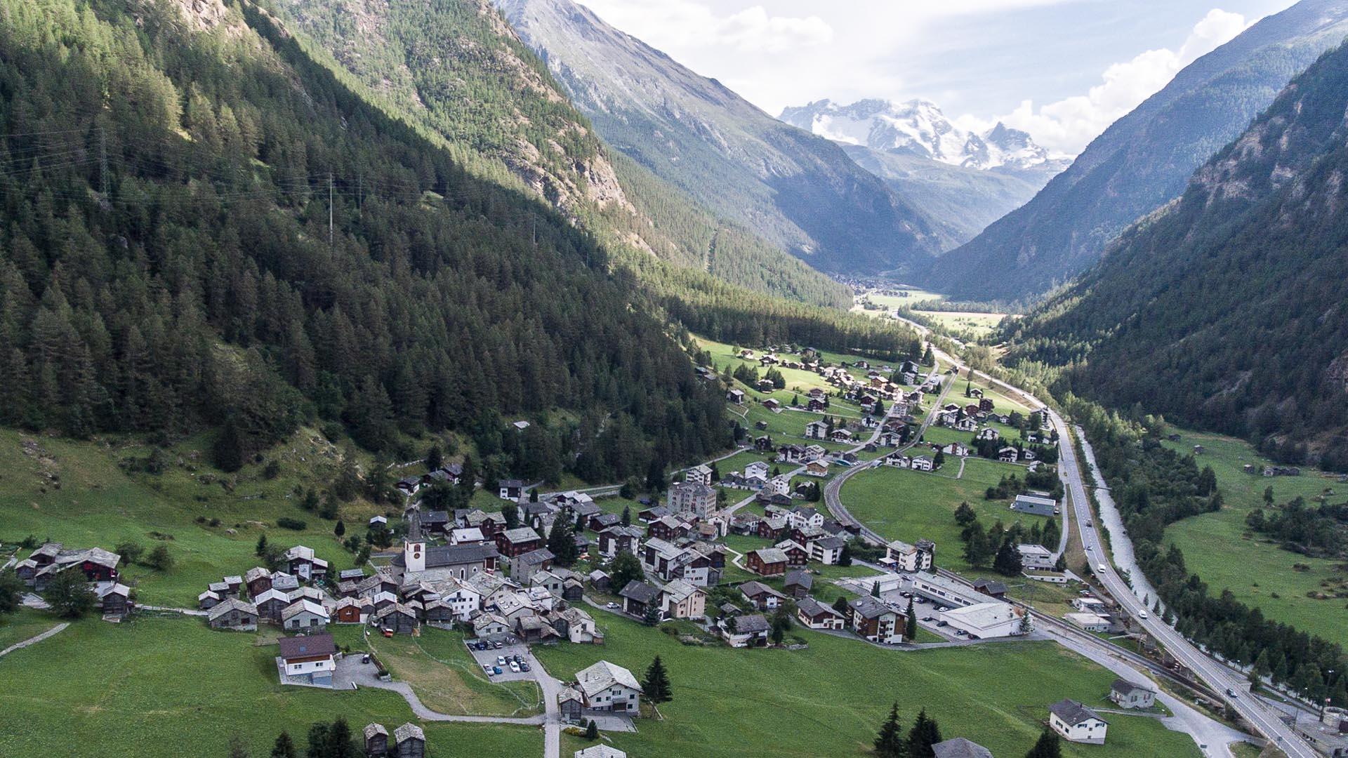 Die Gemeinde Randa setzt sich mit der Verbauung Hofstettfed für den ...