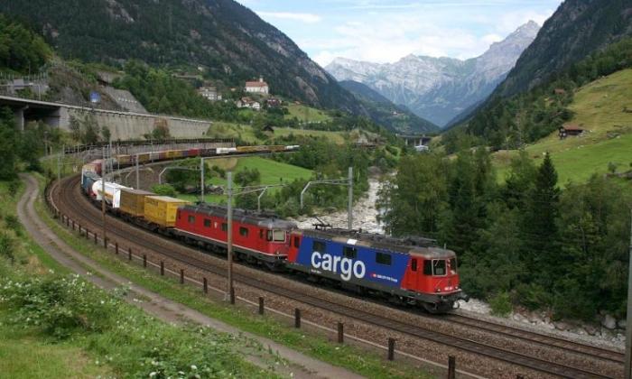 SBB Cargo übernimmt ab Ende Jahr für DB Schenker Rail einen Teil der ...
