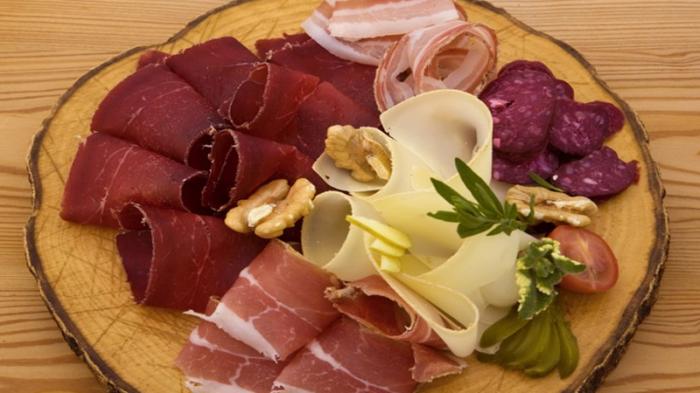 Das Bundesamt für Landwirtschaft will auch Walliser Rohschinken und ...