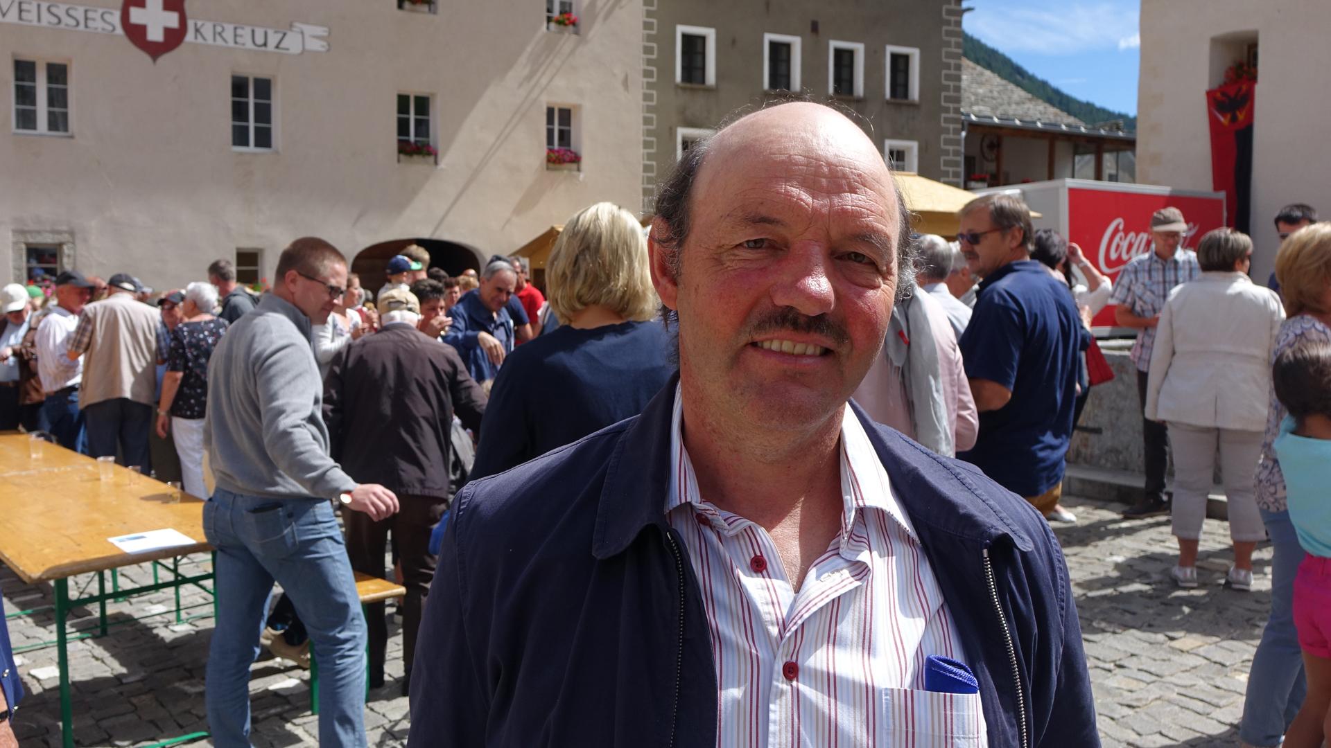 Paul Escher, Pfarreiratspräsident von Simplon Dorf, freute sich, dass ...