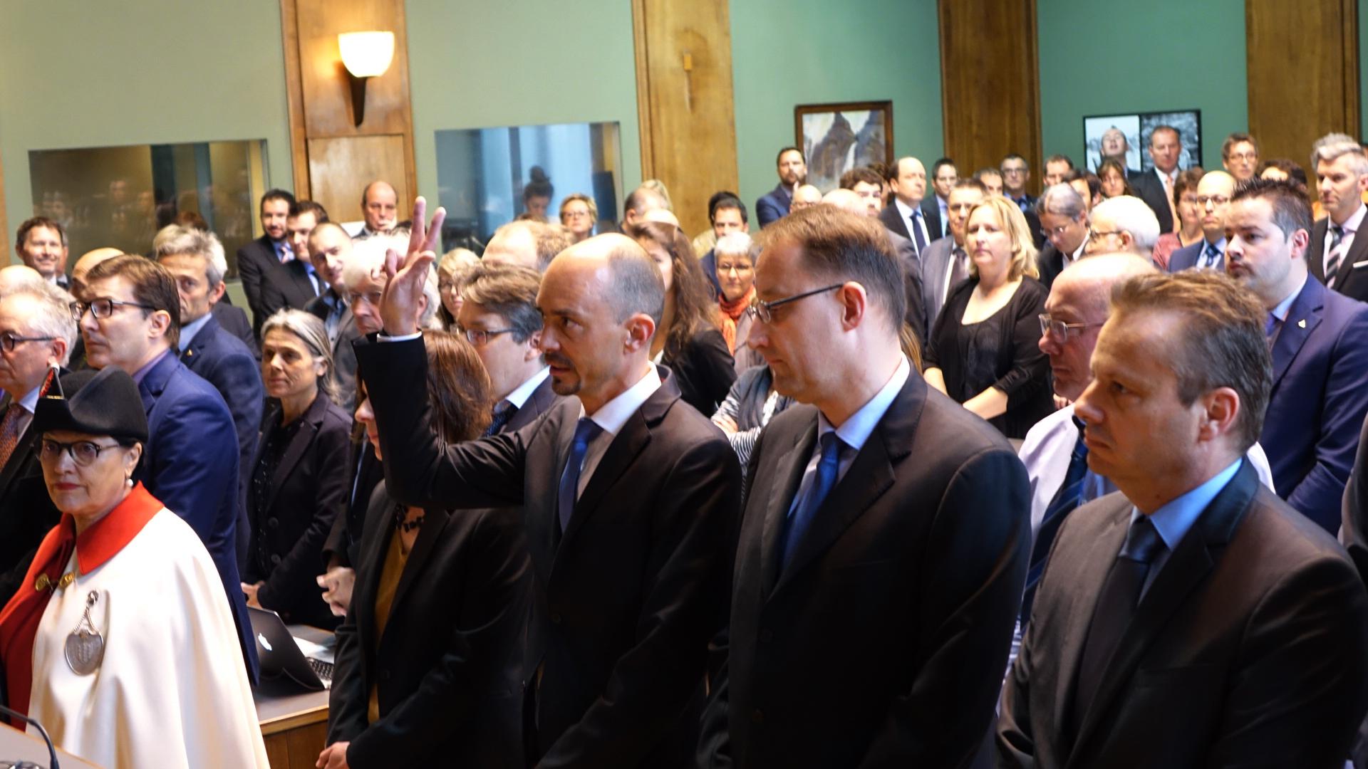 Fernando Willisch bei seiner Vereidigung zum Ersatzrichter im Grossen ...