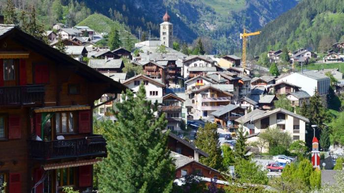 Aussergewöhnliche Wege in St. Niklaus: Vereine suchen mittels einer ...