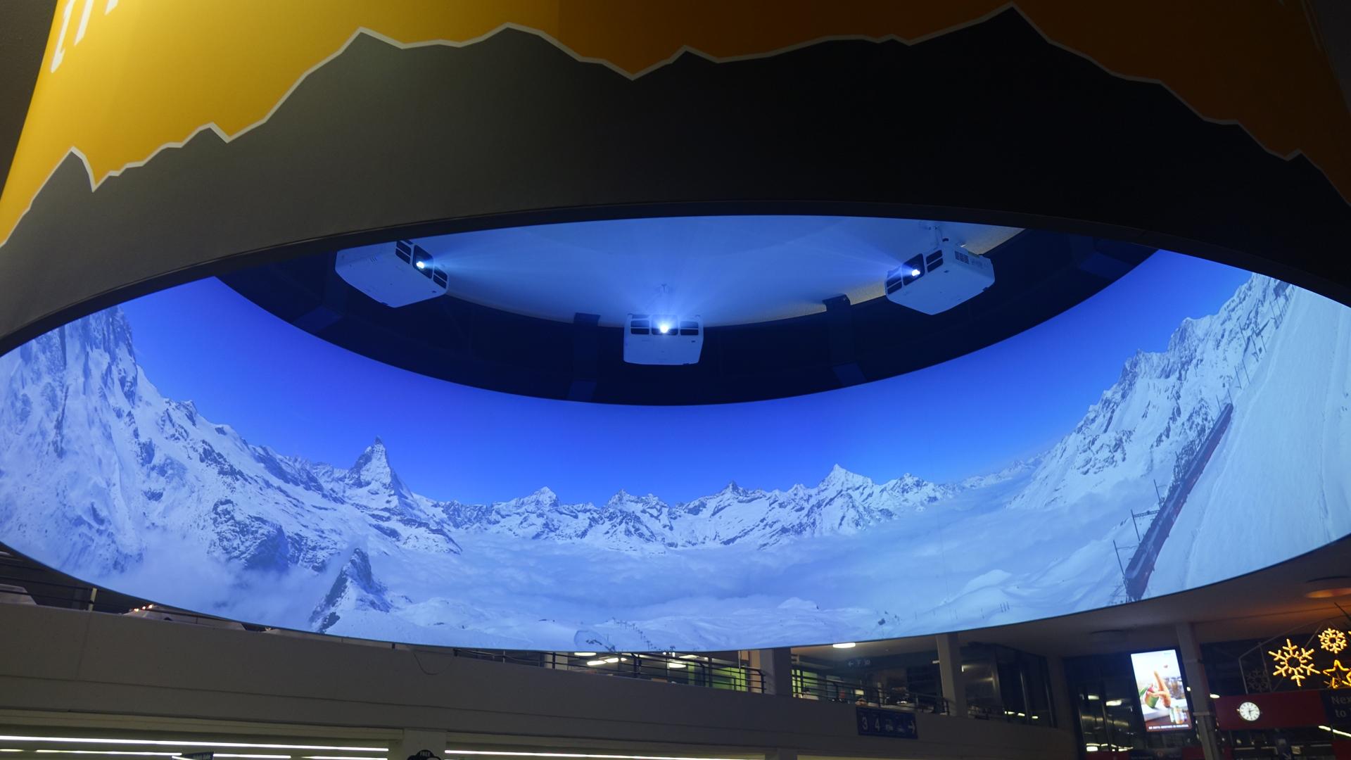 Zum 10. Geburtstag des Matterhorn Terminal Täsch enthüllten die ...