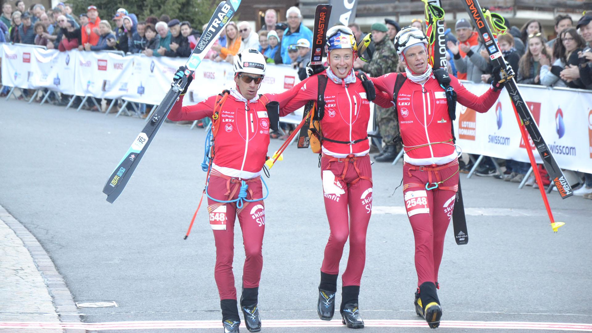 Das Swiss Team 1 mit Martin Anthamatten (l.) kommt auf den ...