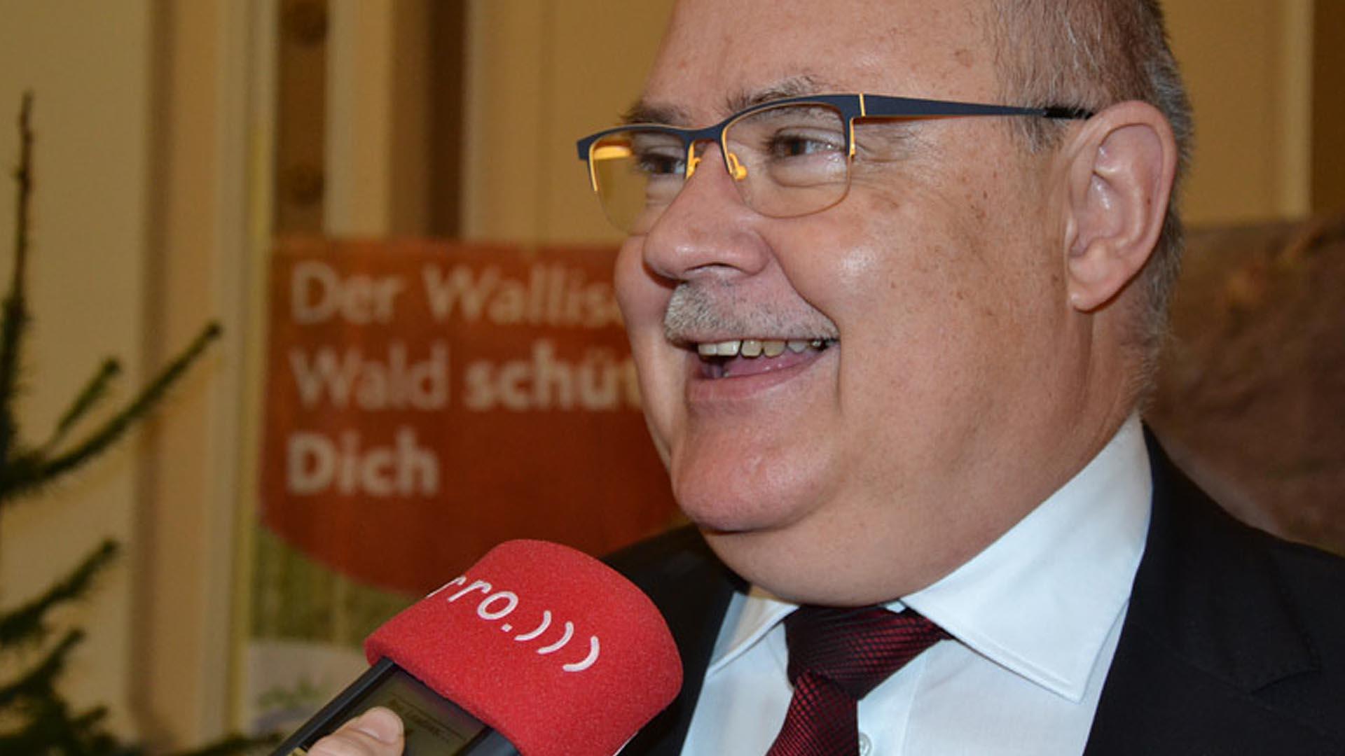 Grund zur Freude: Niklaus Furger bleibt Präsident von Visp. Für das ...