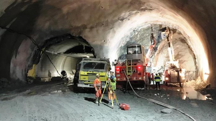 Verzweigungskaverne Tunnel Visp/Vispertal: Linke Röhre ist ...