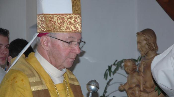 Seit 40 Jahren steht Bischof Norbert Brunner im Dienste des Bistums ...