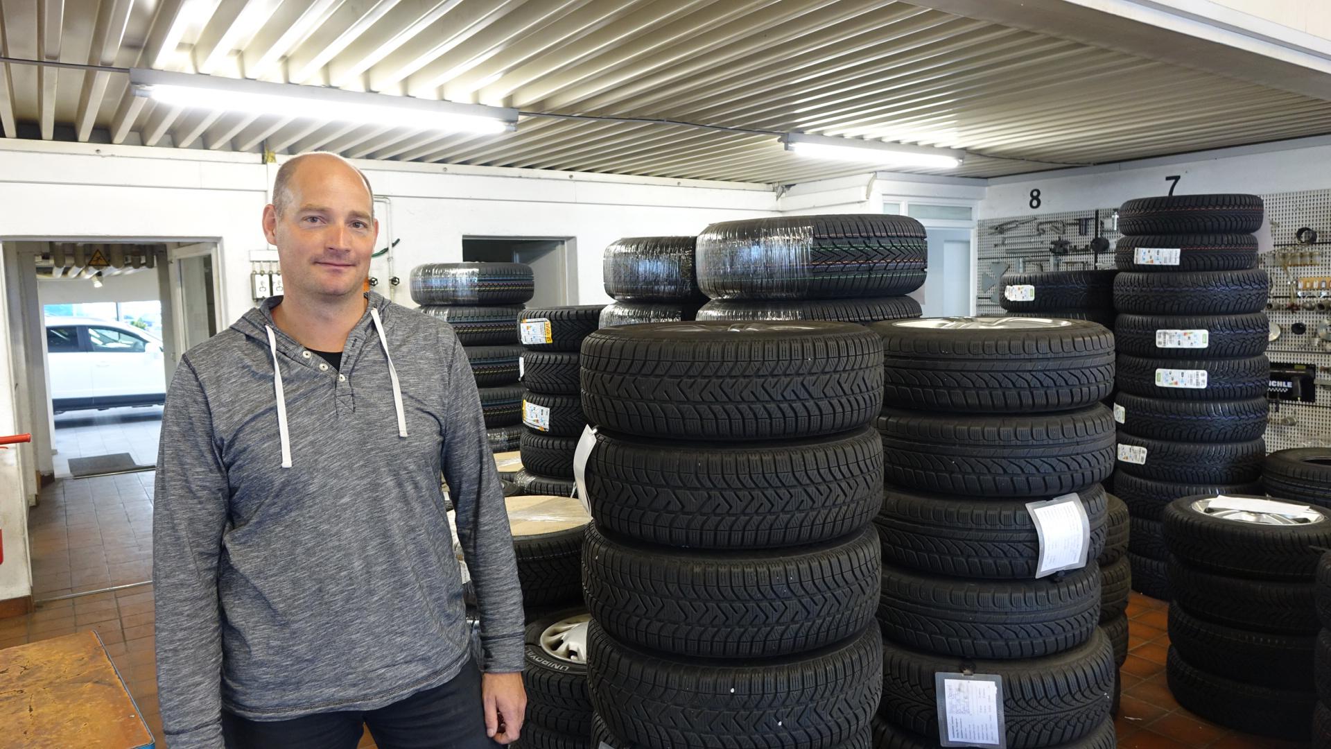 Patrick Franzen von der Automobile Franzen AG stattet rund 500 ...