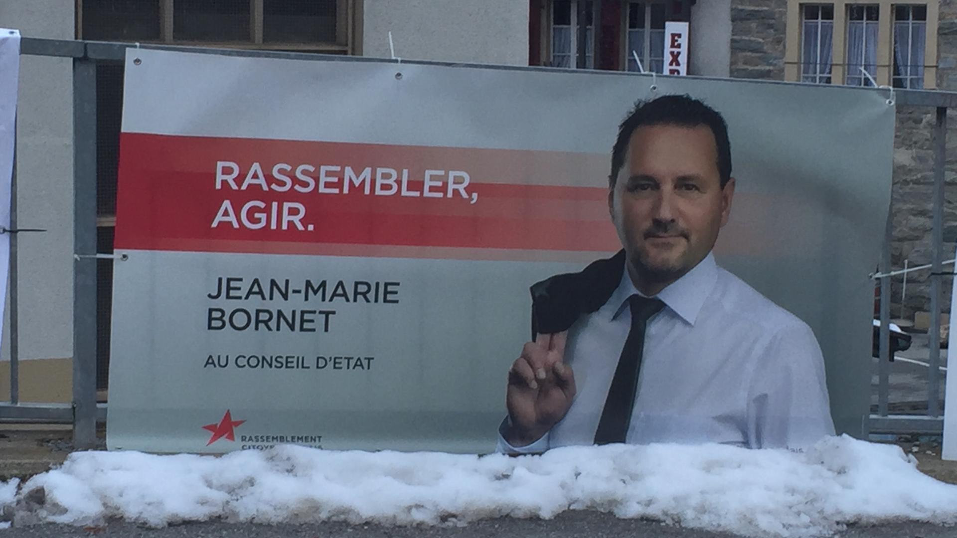 Bereits auf der Fahrt nach Nendaz begegnet uns Staatsratskandidat ...